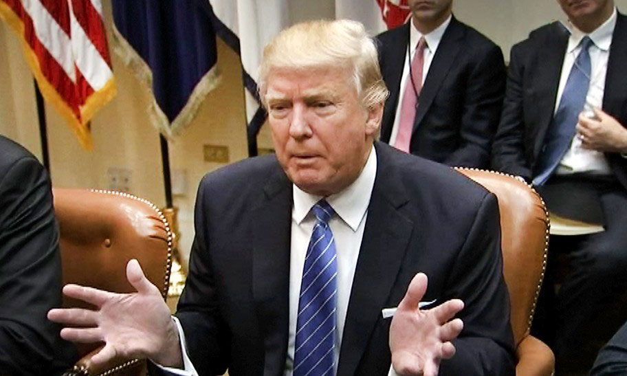 Компания Apple встревожена действиями администрации Трампа после указа ...